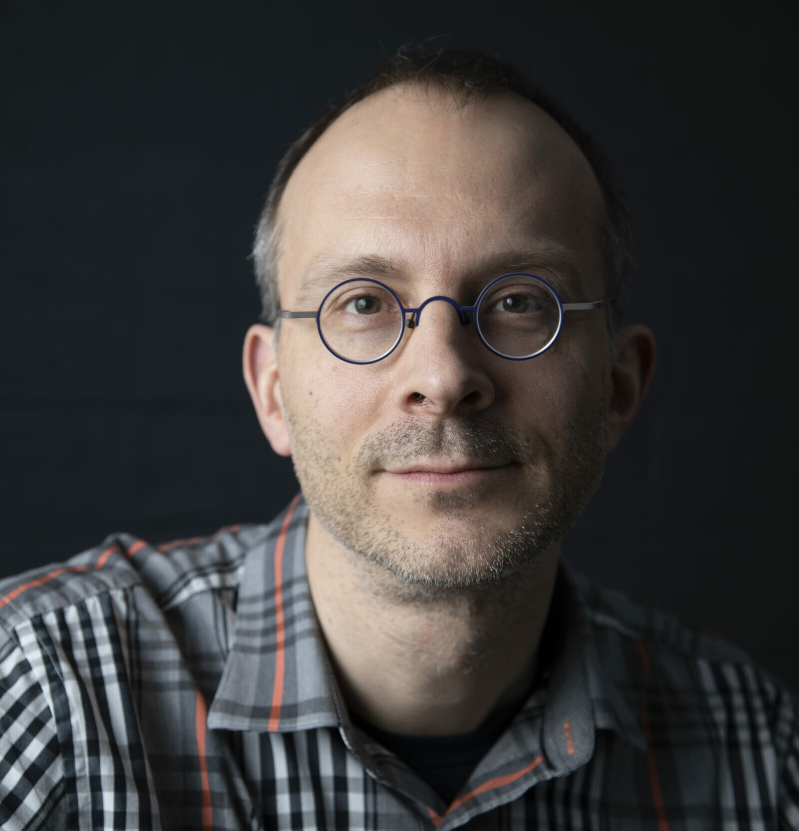 Book Tim Harford | Economist & Finance Speaker | The Speakers Agency