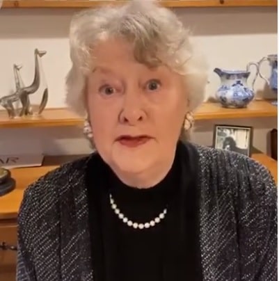 Book Rowena Harker Leder | Event Speaker | The Speakers Agency