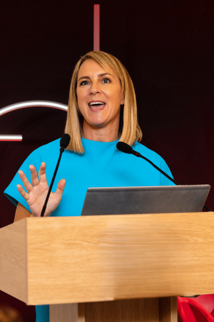 Book Debra Searle | The Speakers Agency