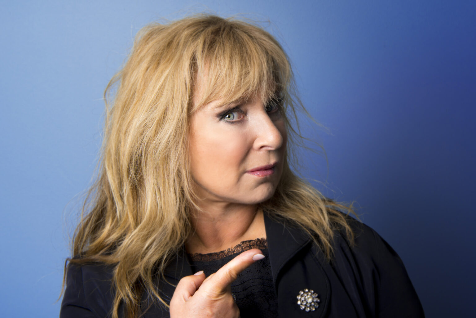 Book Lara Ricote | Comedian