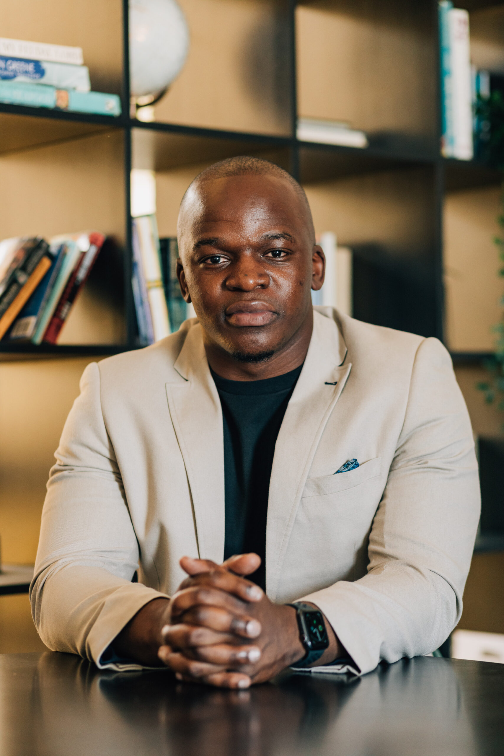 Book Micheal Omoniyi | The Speakers Agency