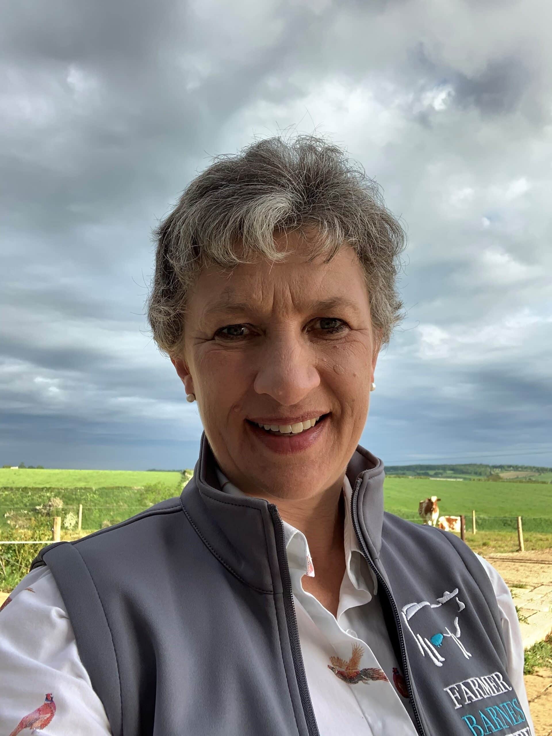 Book Jane Barnes | The Speakers Agency
